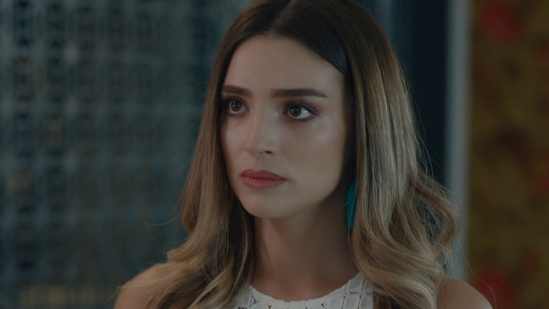 Cennet | Temporada 1 Capítulo 5 | Atresplayer | Televisión a la carta Cennet | Temporada 1 Capítulo 5 | Atresplayer | Televisión a la carta