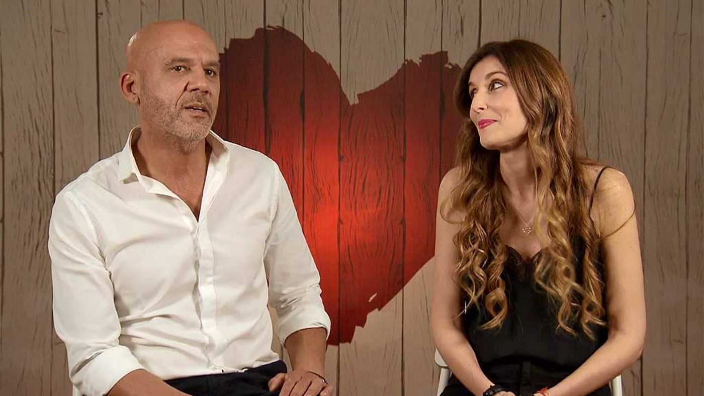 First dates | Top Vídeos Miriam esconde el verdadero motivo de sus ...