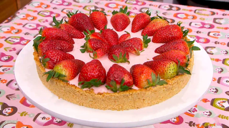 La Receta | Cheese cake de frutillas sin azúcar | Teledoce | Televisión ...
